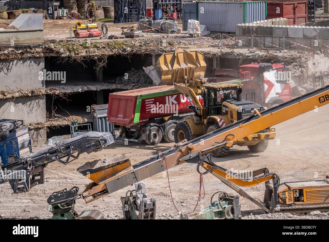 Construction site, demolition, dismantling of a large building, the ...
