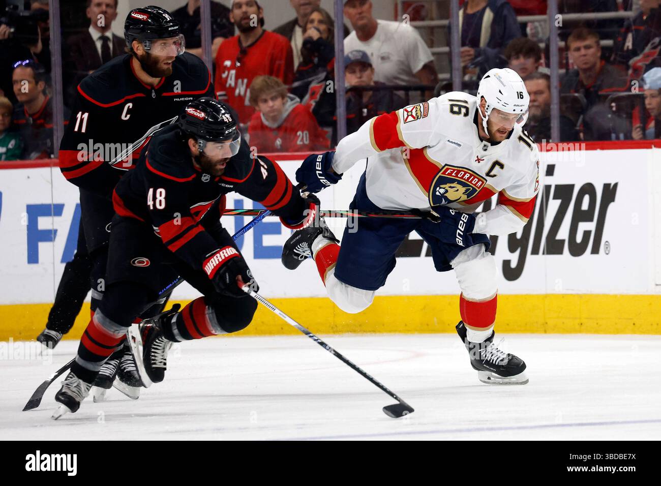 Florida Panthers' Aleksander Barkov (16) skates away from Carolina ...