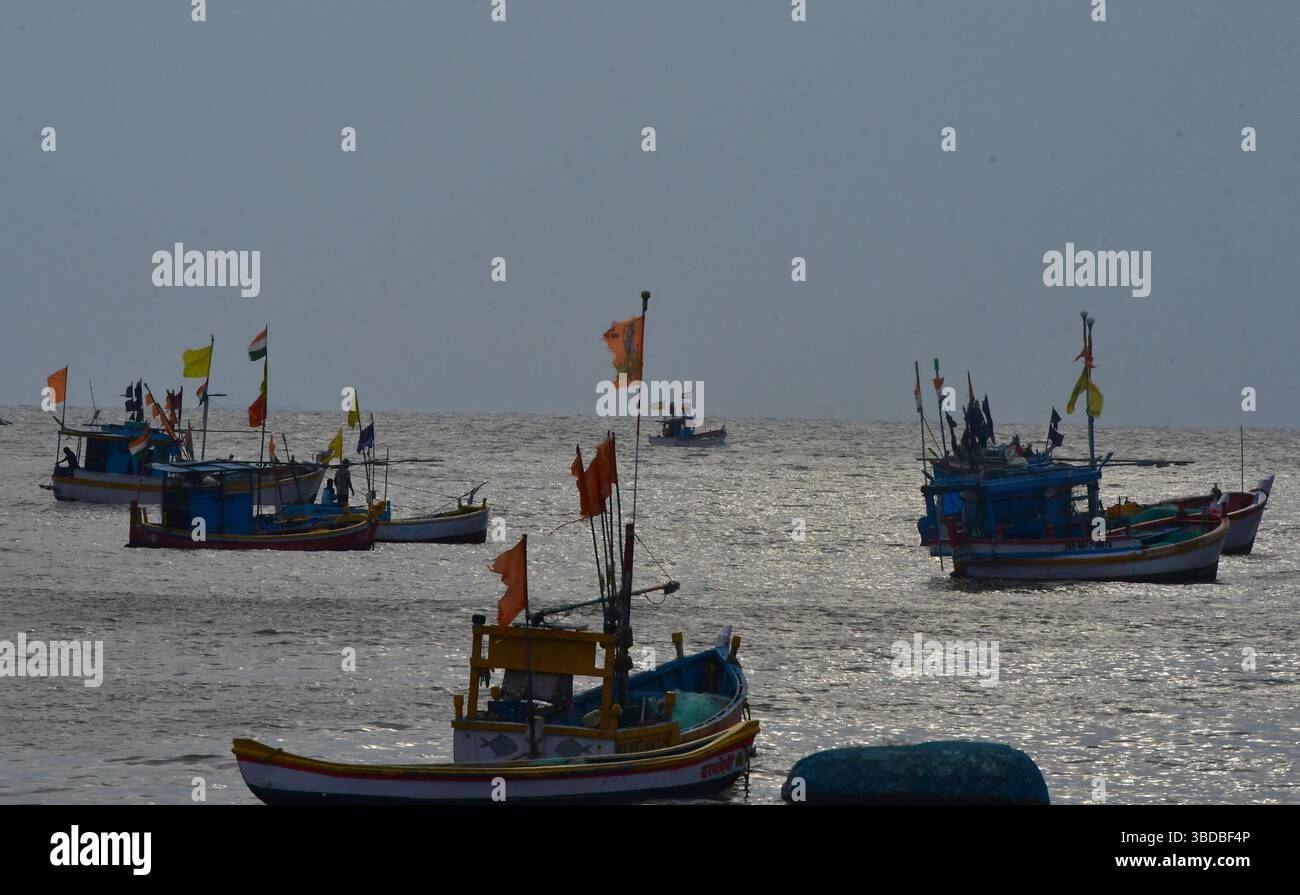 MUMBAI, INDIA - MAY 23: Fishing boats anchored at Badhwar Park Jetty ...