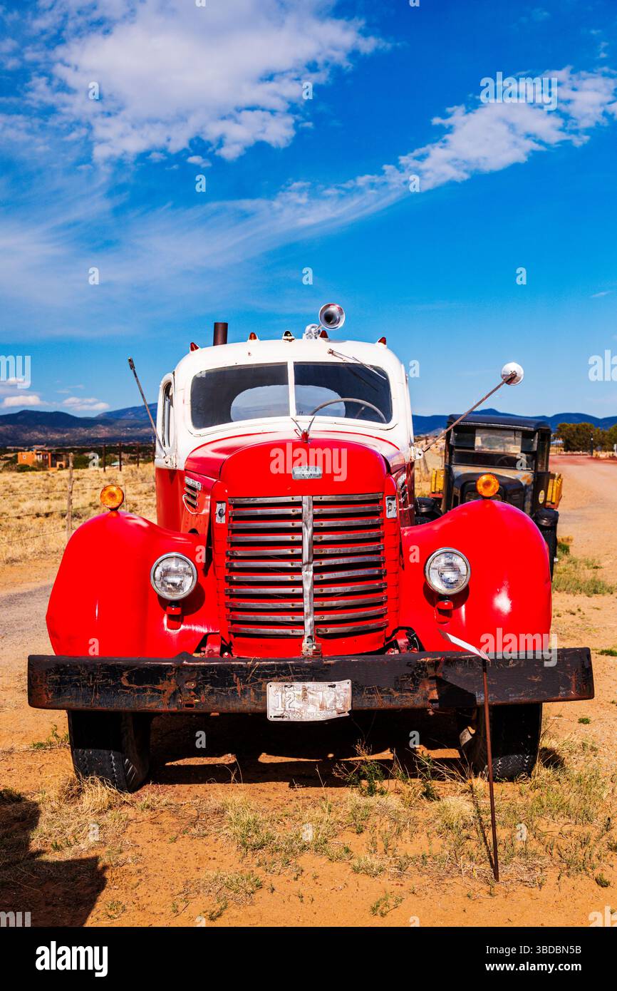 International Harvester truck; Antique truck and heavy equipment ...