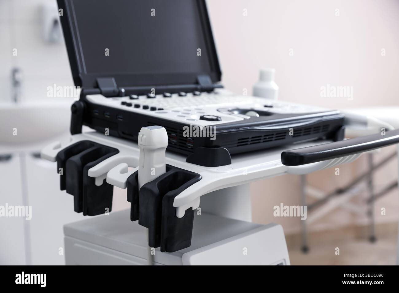Modern ultrasound machine in clinic. Medical equipment Stock Photo - Alamy