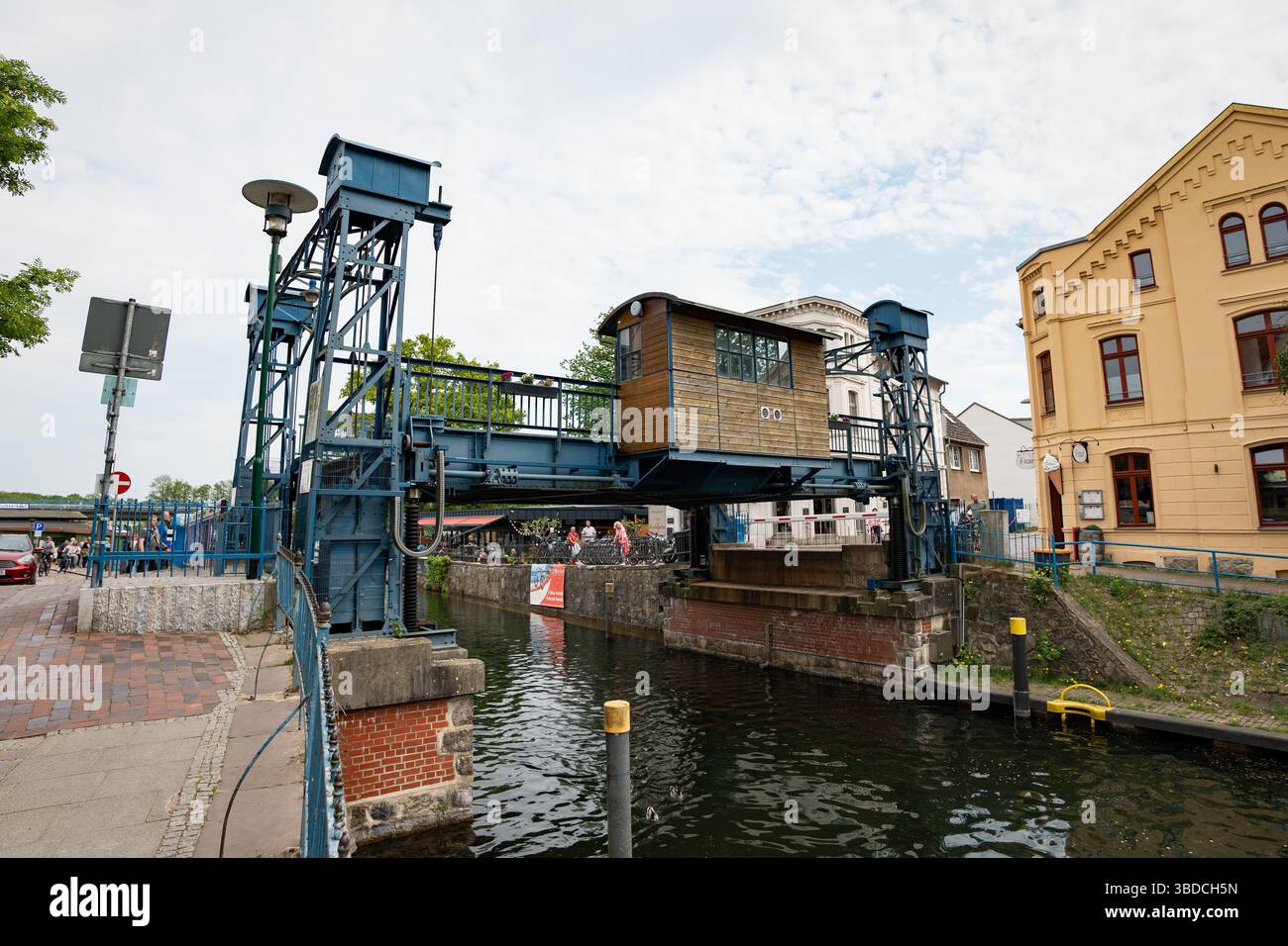 Old lift bridge across hi-res stock photography and images - Alamy