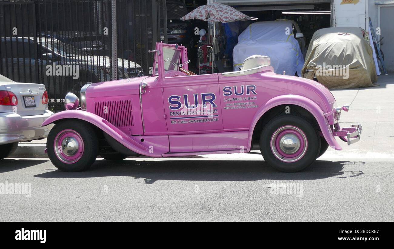 Los Angeles, California, USA 23rd May 2025 Lisa Vanderpump Sur Pink Car ...