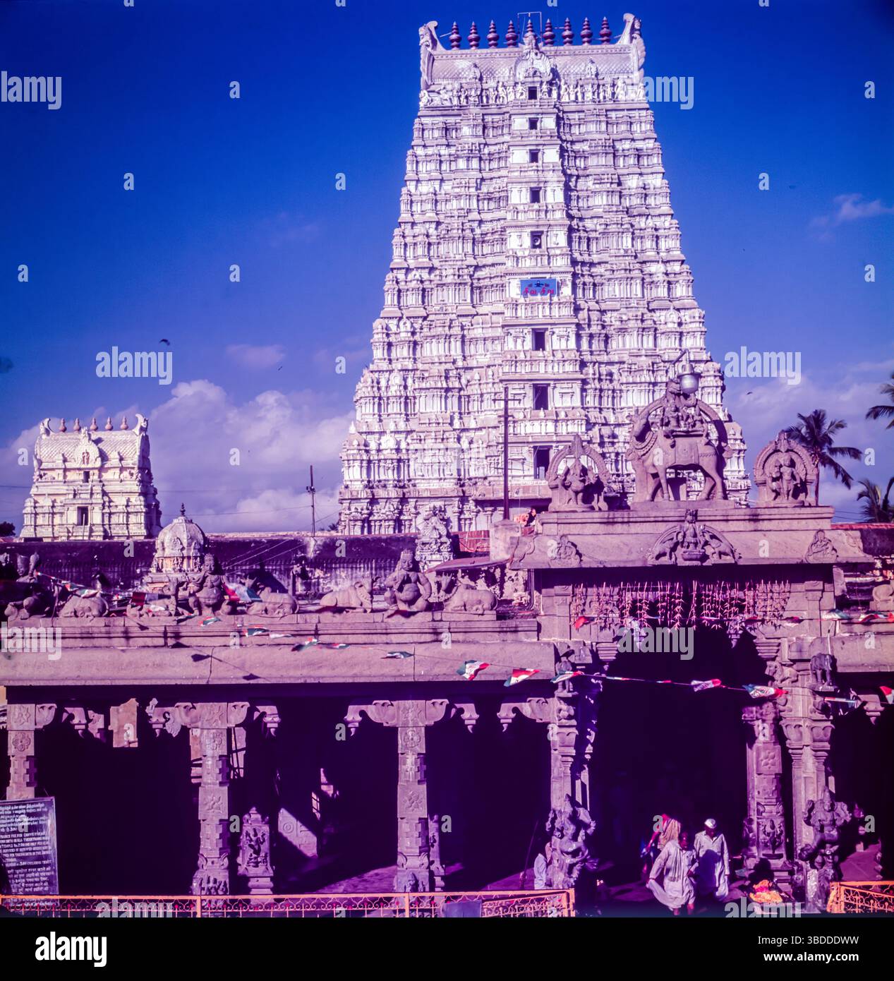 Ramanathaswamy Temple is a Hindu temple dedicated to the god Shiva ...