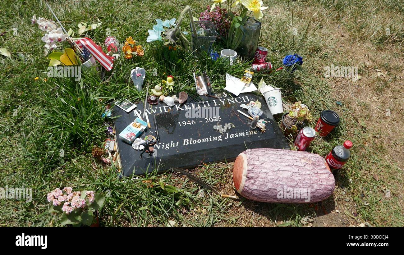 Los Angeles, California, USA 22nd May 2025 Director David Lynch Grave ...