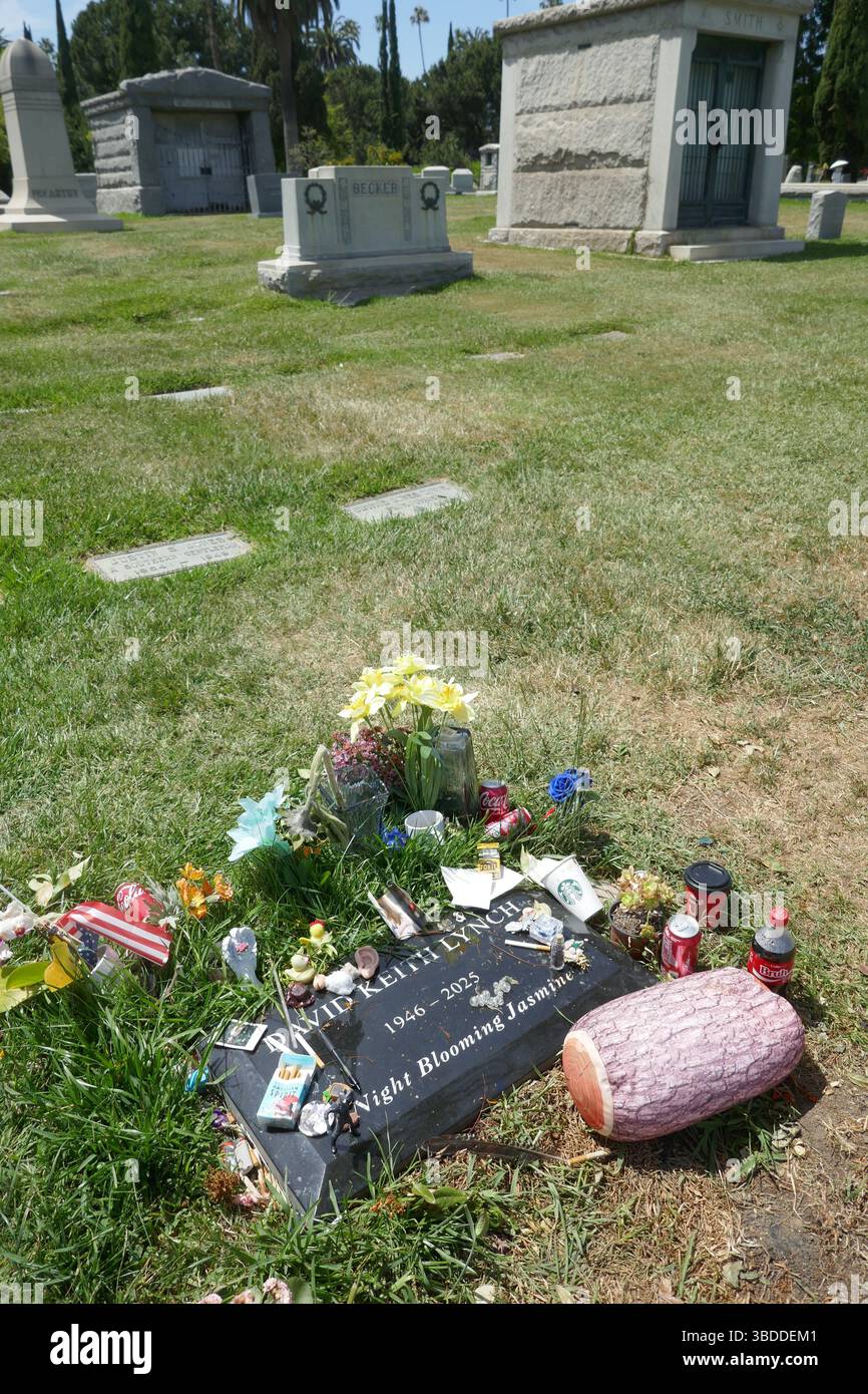 Los Angeles, California, USA 22nd May 2025 Director David Lynch Grave ...