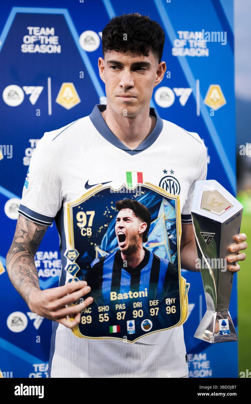 Best defender of the season hi-res stock photography and images - Alamy
