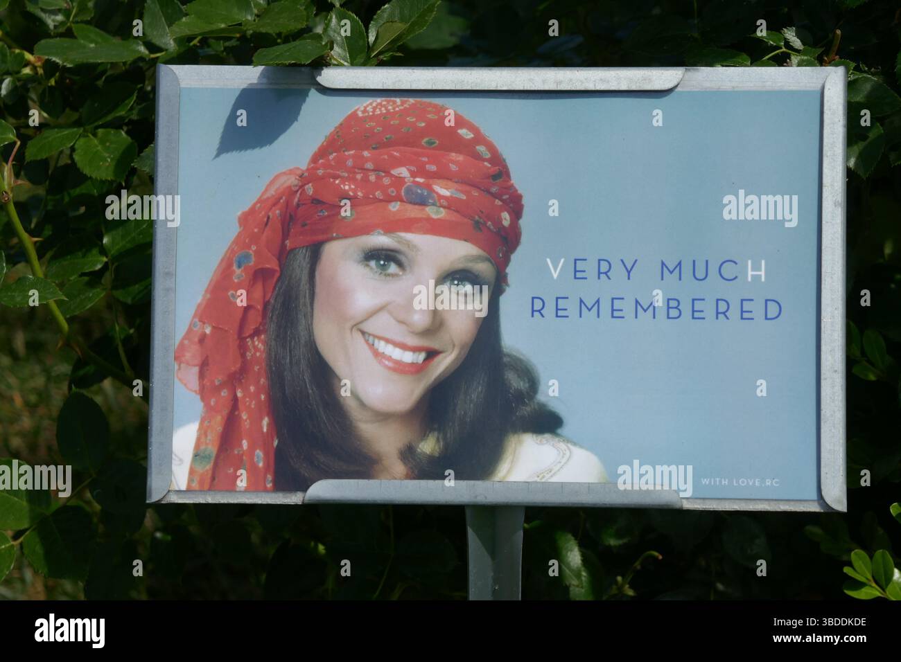 Los Angeles, California, USA 22nd May 2025 Actress Valerie Harper Grave ...