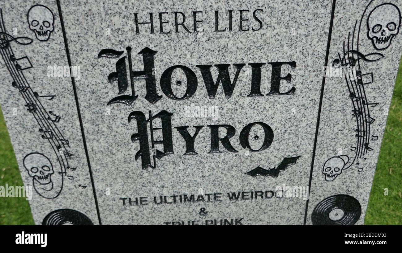 Los Angeles, California, USA 22nd May 2025 Musician Howie Pyro Grave in ...