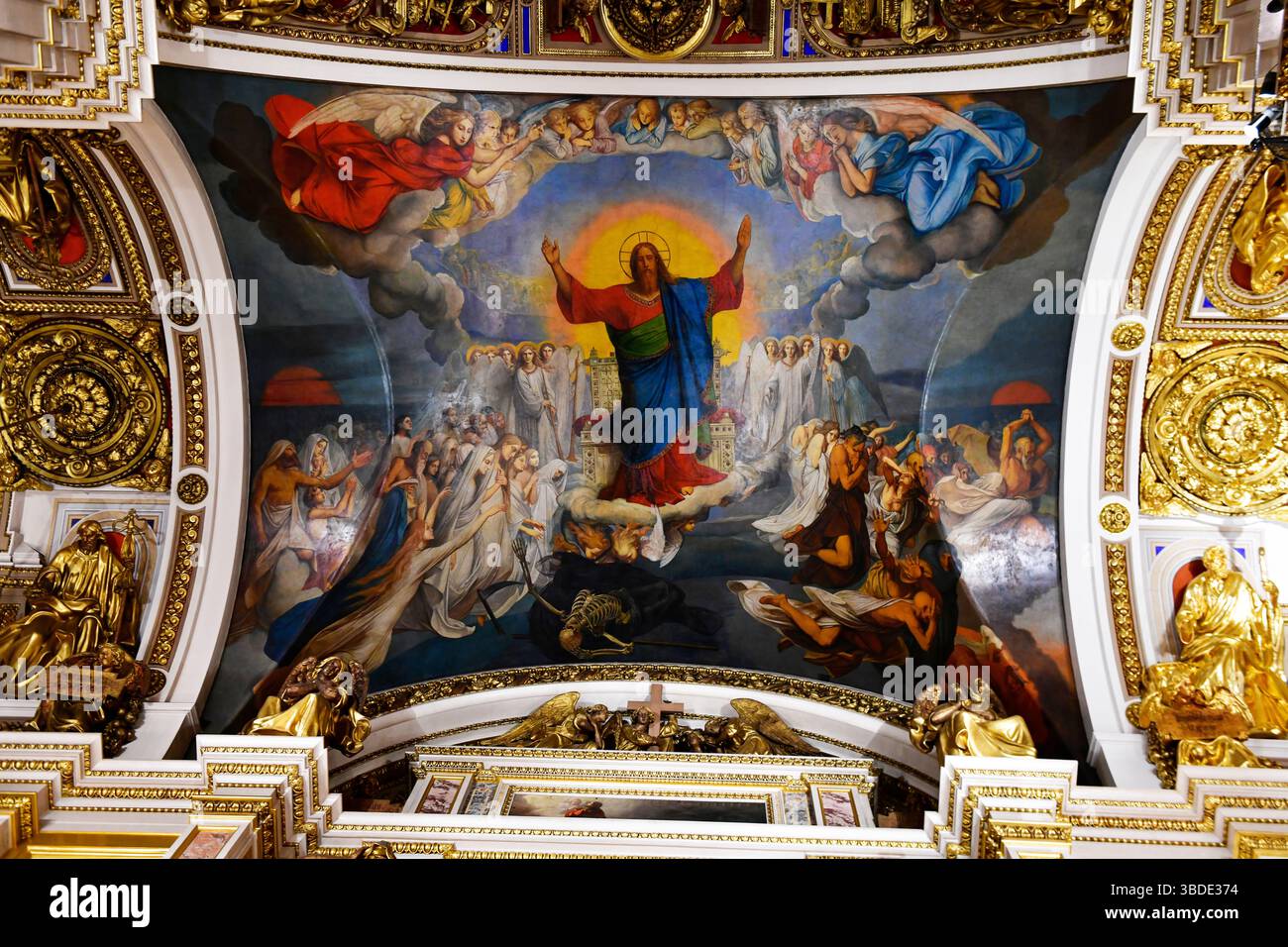 Interior of Sant Isaac's Cathedral or Isaakievskiy Sobor,Sant ...