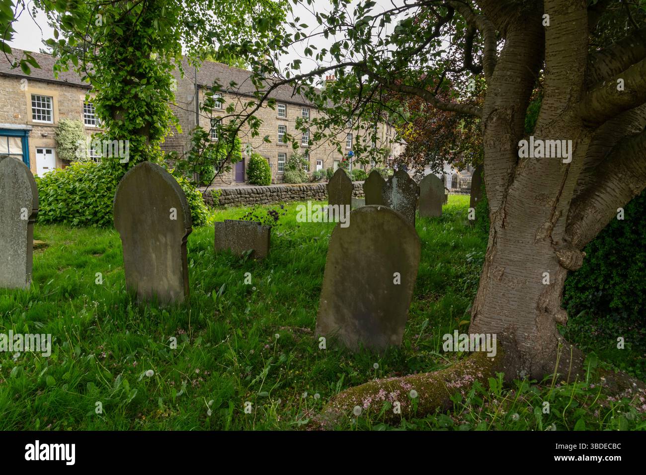 The village of Baslow in the Peak District, Derbyshire, England Stock ...