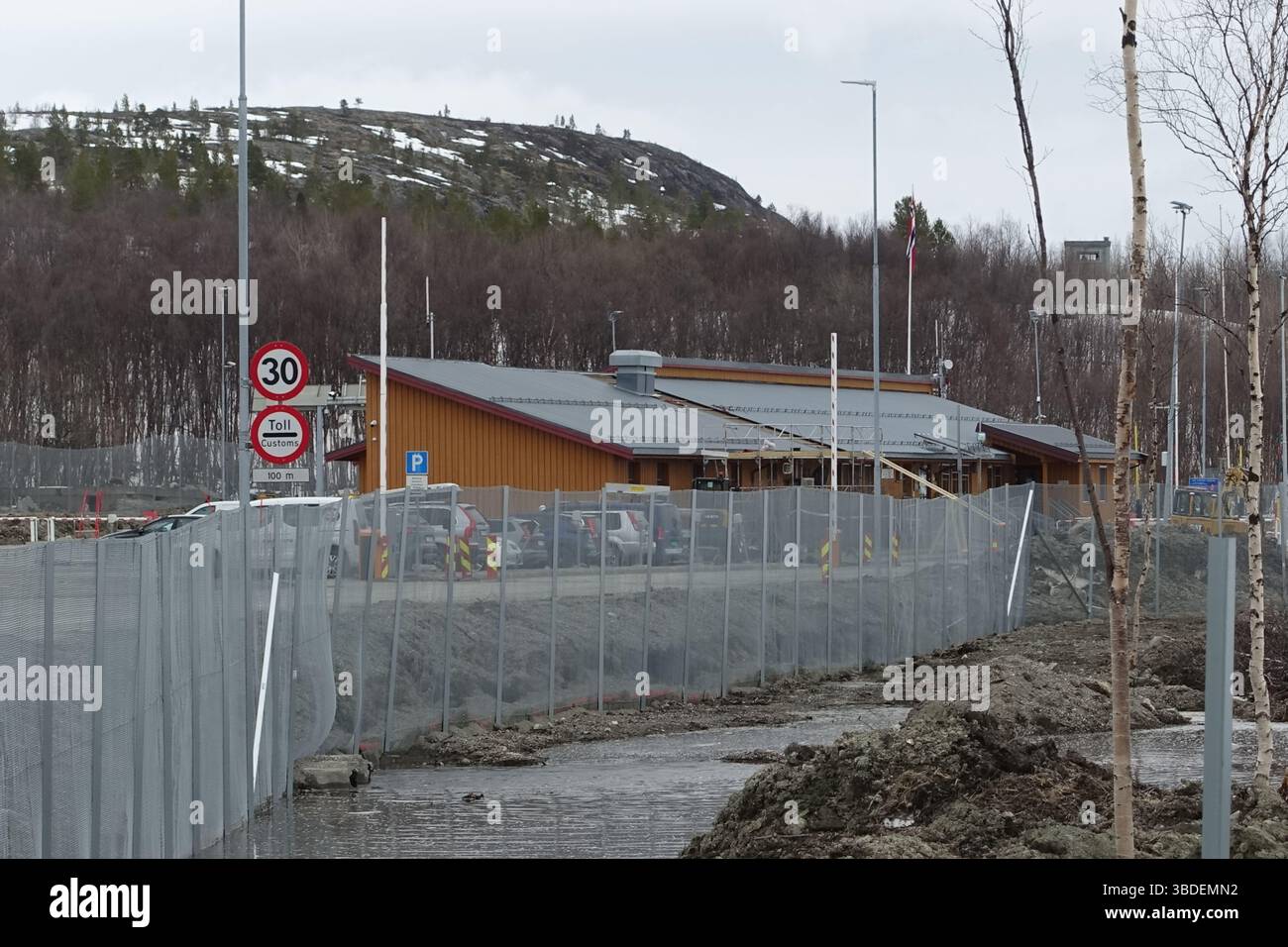 The Kirkenes border crossing in Norway, the gateway to Russia Stock ...