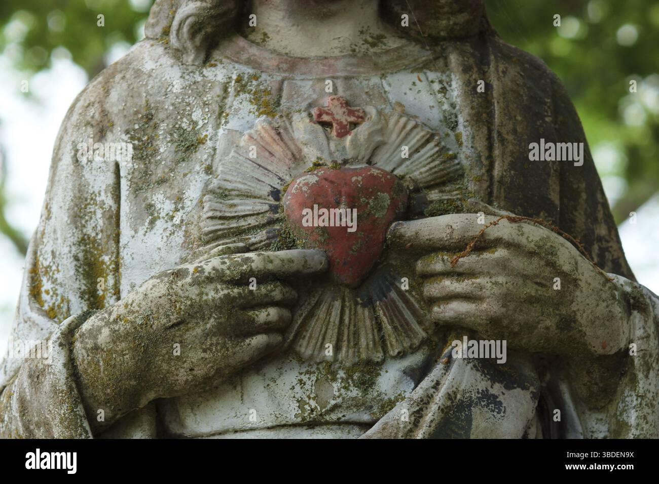 Old Jesus Statue in Rural Historic Cemetery. Rural East Texas Stock ...