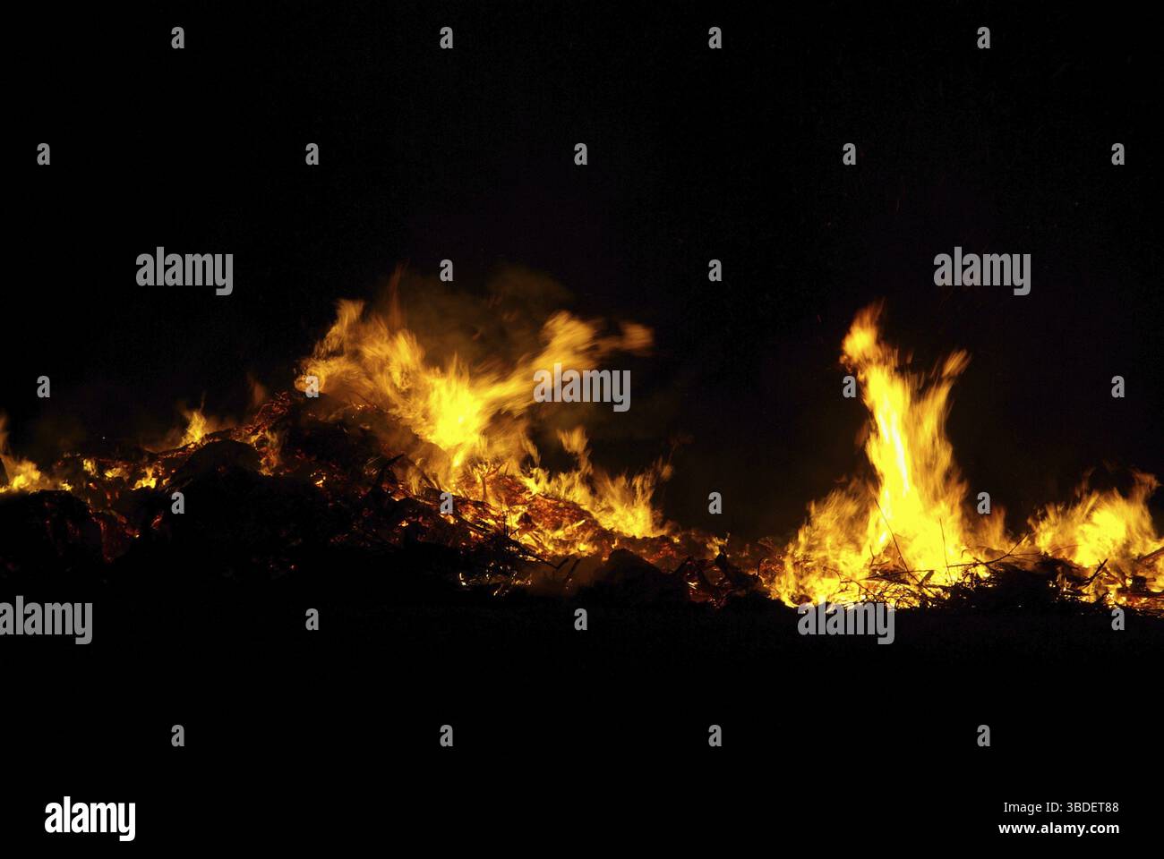 Witches bonfire walpurgis night hi-res stock photography and images - Alamy