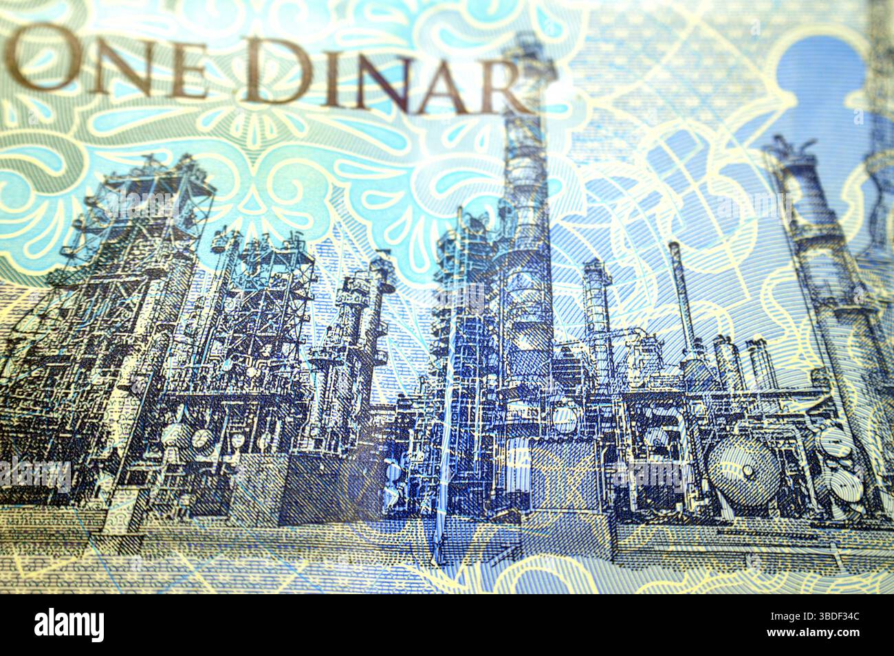 Brega Refinery from the reverse side of 1 LYD one Libyan dinar cash ...