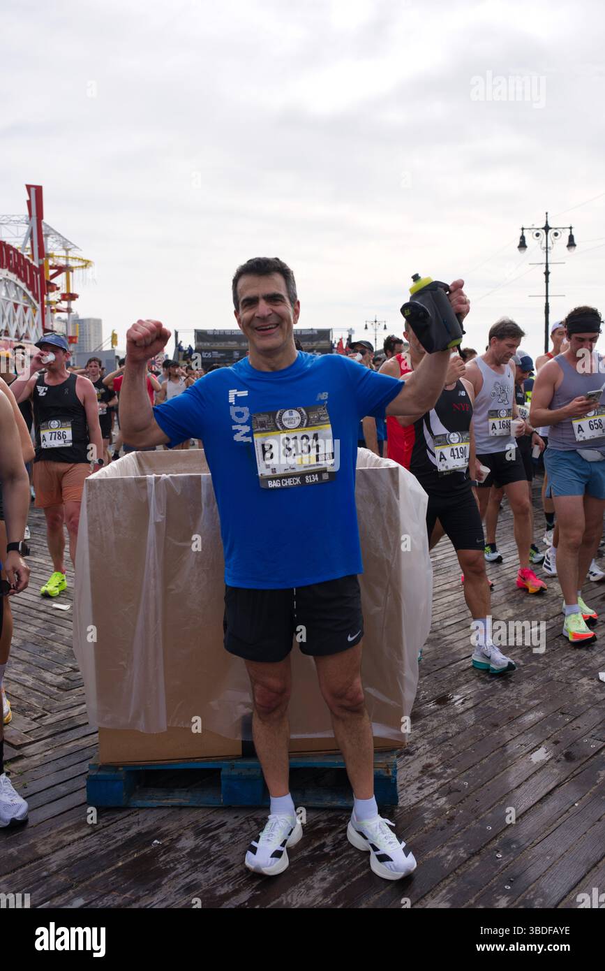 Number b 8134 hi-res stock photography and images - Alamy