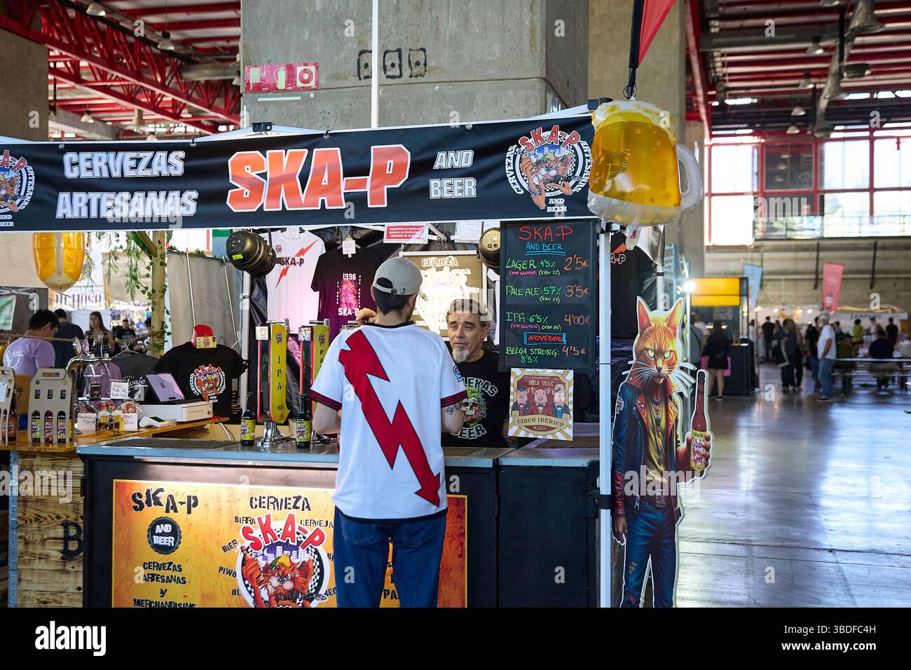 Several people at the BeerMad 2025 beer festival, at the Pabellón de ...