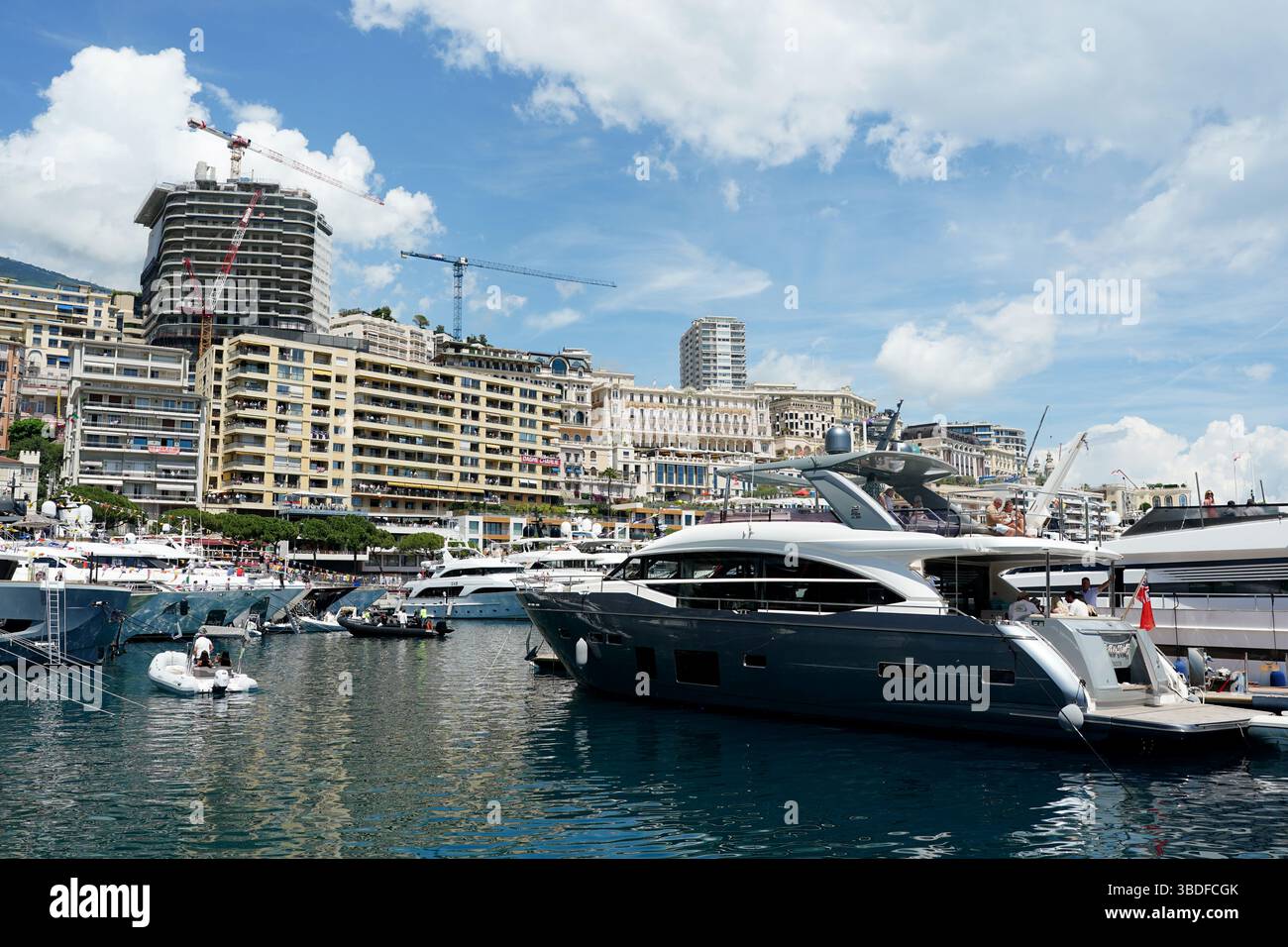 A general view yachts in Monaco harbor during the final practice ...