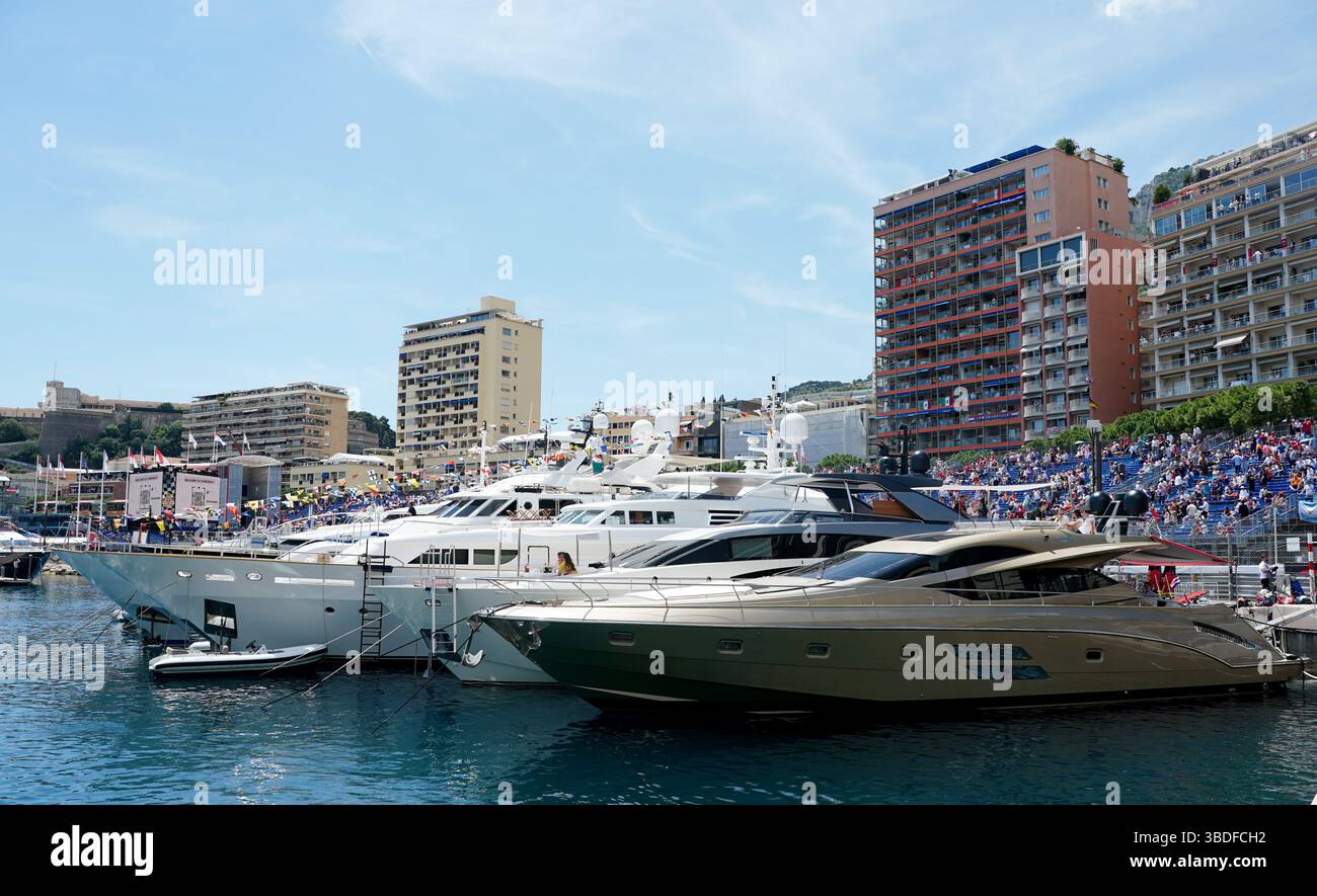 A general view yachts in Monaco harbor during the final practice ...