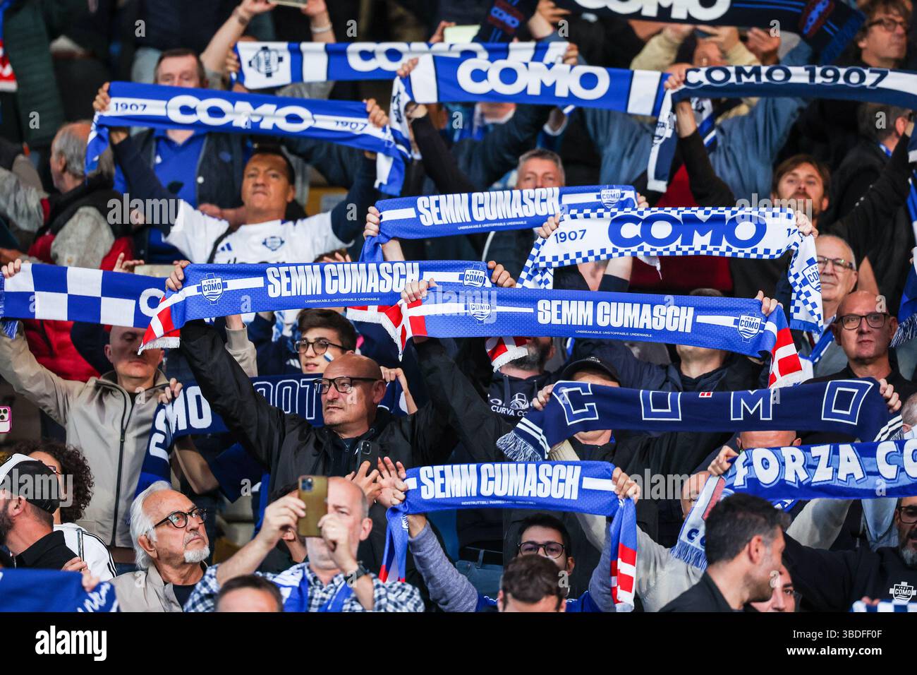 Como, Italy. 23rd May, 2025. Como 1907 fans seen during Serie A 2024/25 ...