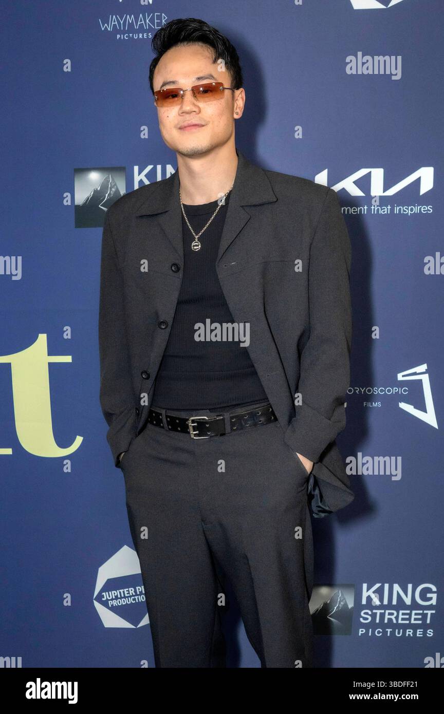 Ricky He bei der Premiere des Tubi Films Worth the Wait im Hotel The ...