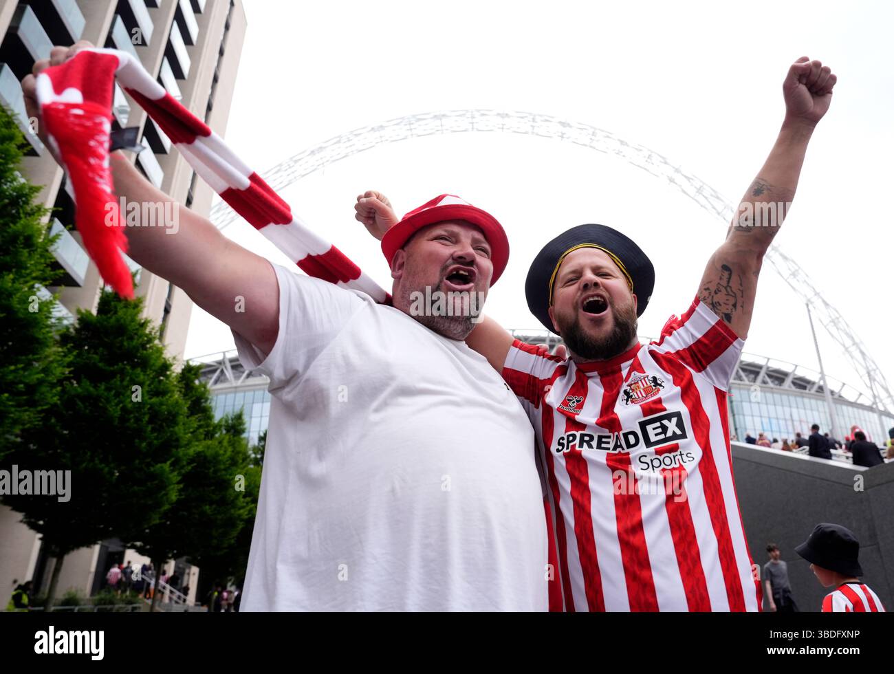 Sunderland fans on Wembley Way ahead of the Sky Bet Championship play ...