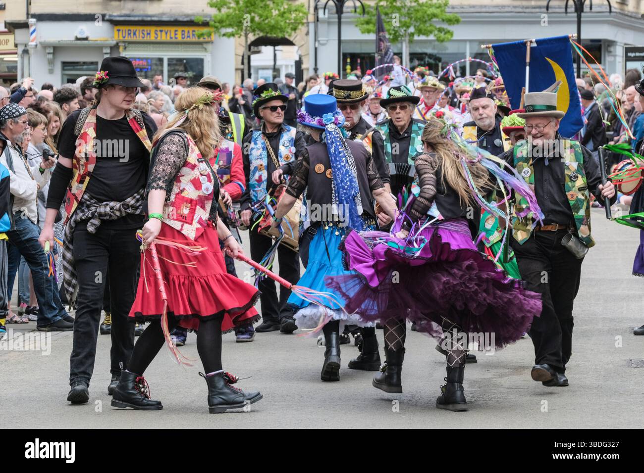 Chippenham, UK. 24th May, 2025. The Chippenham Folk Festival takes over ...