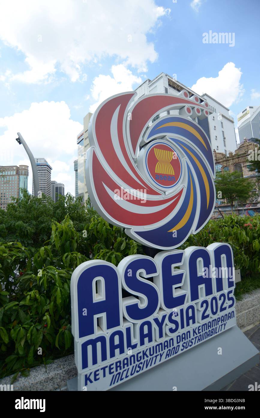 Pdrm officers hi-res stock photography and images - Alamy