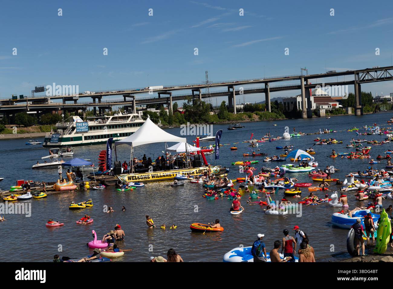 The Big Float, Portland, Oregon - July 14th 2018: People float on the ...
