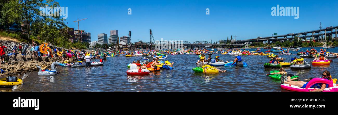The Big Float, Portland, Oregon - July 14th 2018: People float down the ...