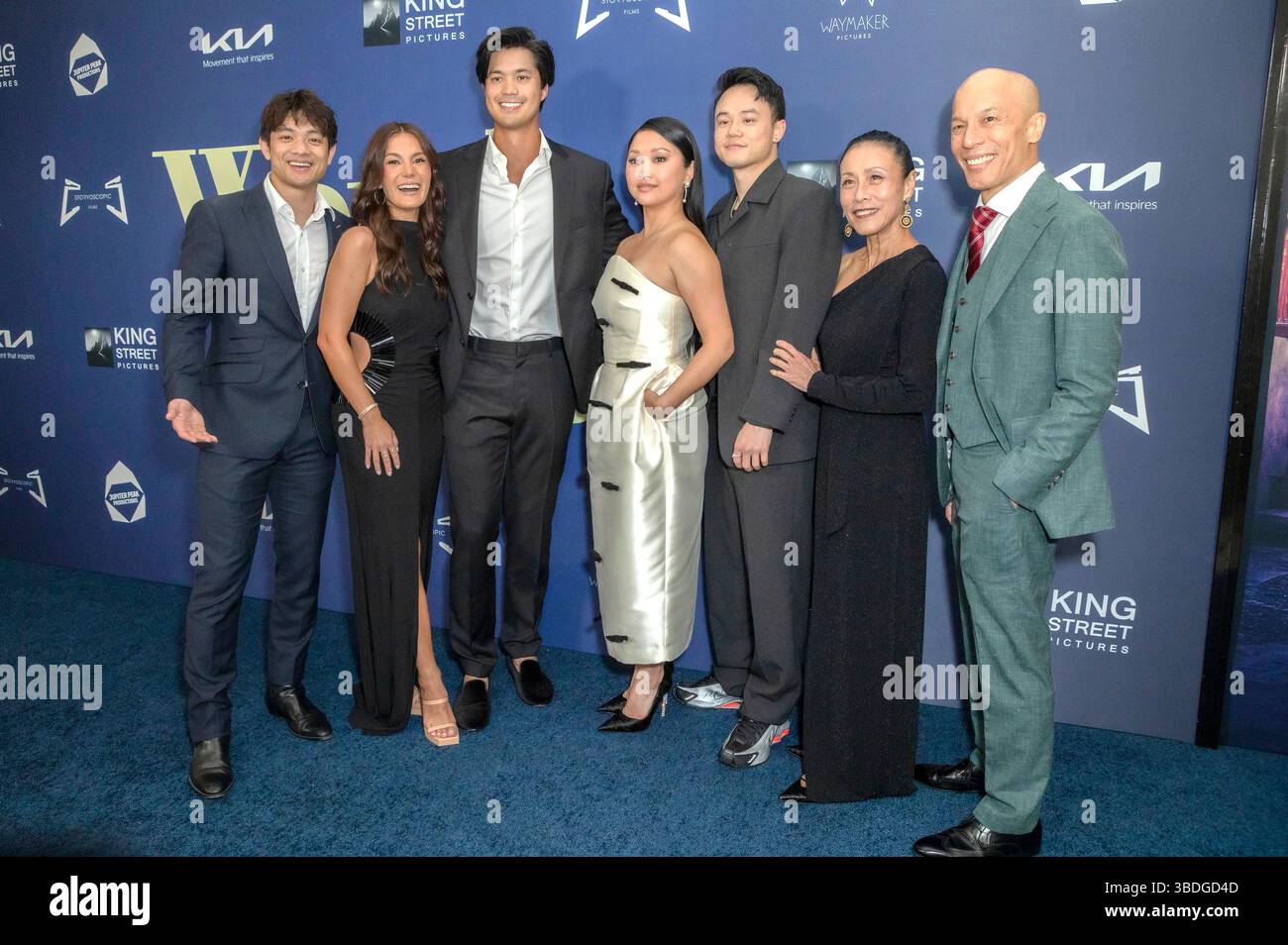 Osric Chau, Ali Fumiko Whitney, Ross Butler, Lana Condor, Ricky He ...