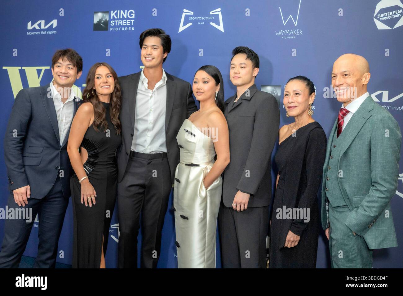 Osric Chau, Ali Fumiko Whitney, Ross Butler, Lana Condor, Ricky He, Kheng Hua Tan und Lim Yu ...