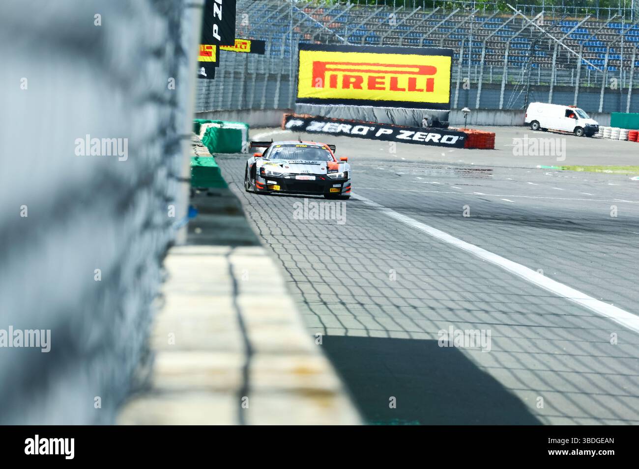 Schipkau, Deutschland 23. - 25. Mai 2025: DTM 2025 - DEKRA Lausitzring 1. Rennen - Im Bild ...