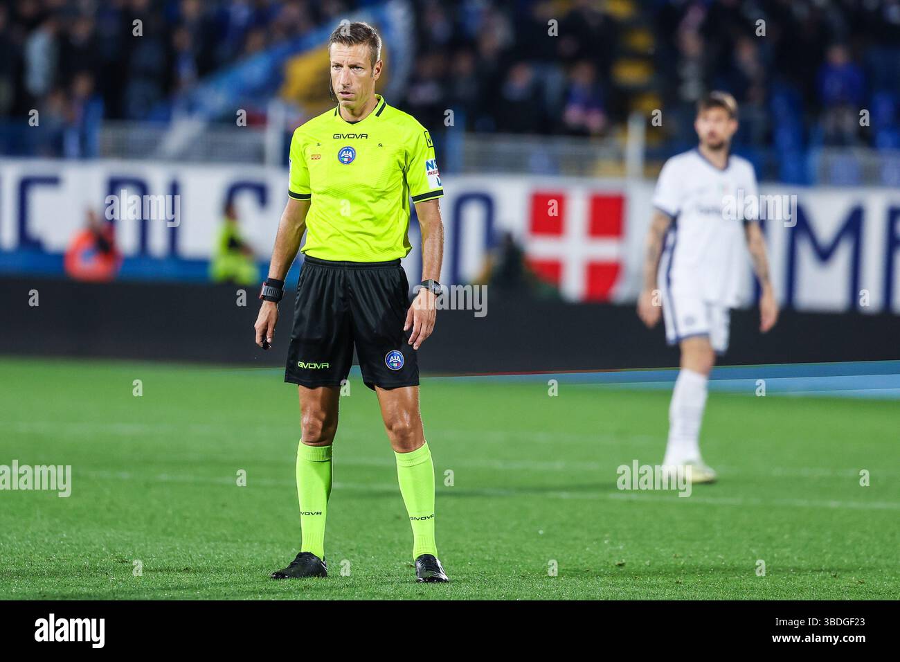 Referee Davide Massa seen in action during Serie A 2024/25 football ...