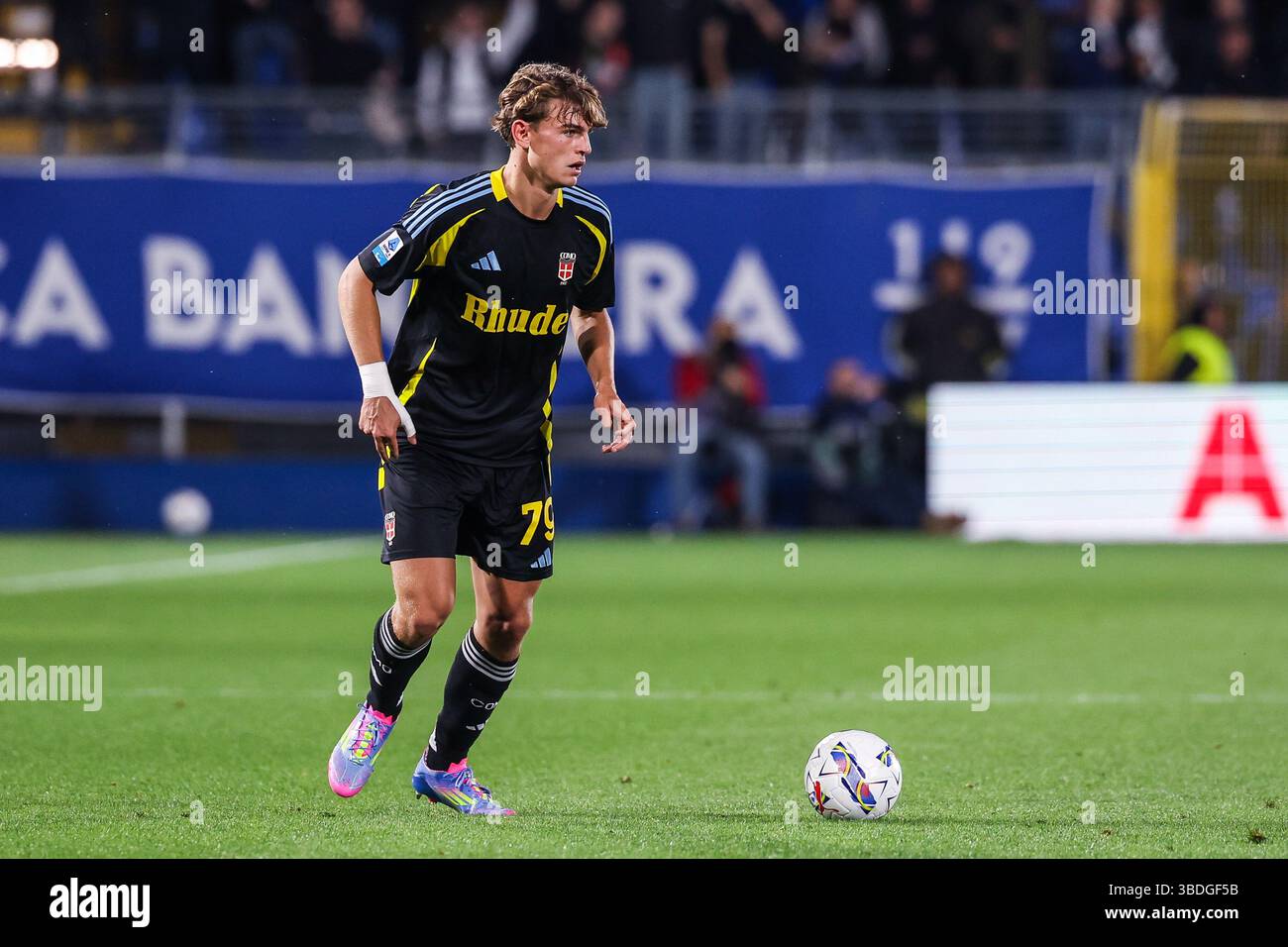 Nico Paz of Como 1907 seen in action during Serie A 2024/25 football ...