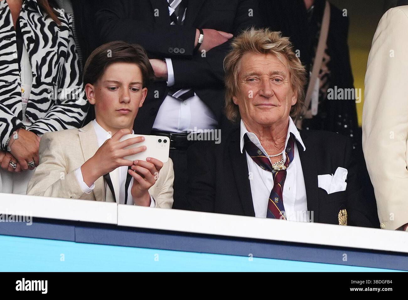 Rod Stewart (right) during the Scottish Gas Men's Scottish Cup final at ...