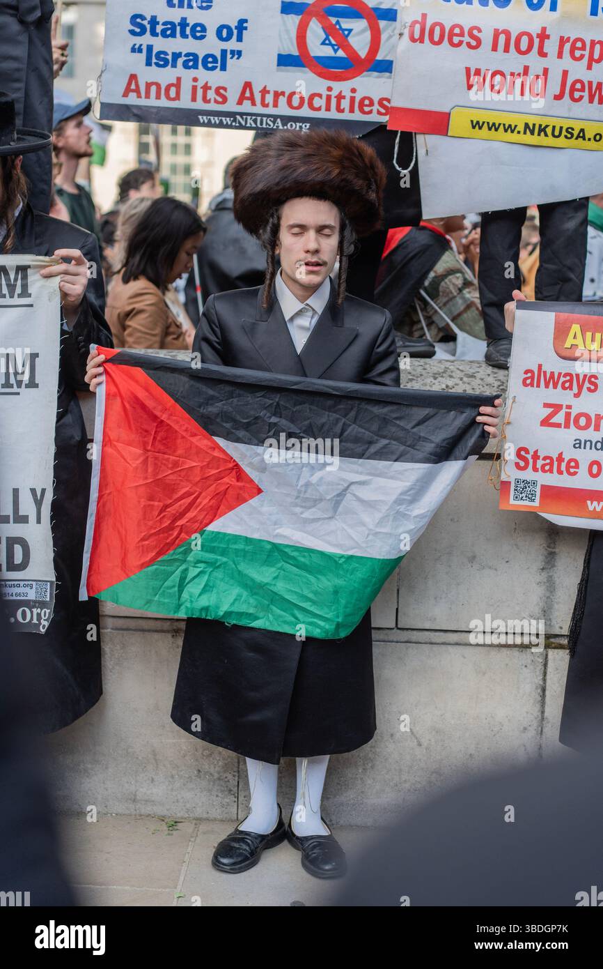 London, England, UK. (23rd May 2025) Orthodox Charedi Jews joined many ...