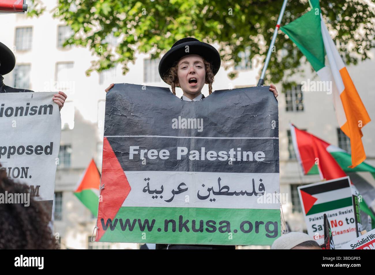 London, England, UK. (23rd May 2025) Orthodox Charedi Jews joined many ...