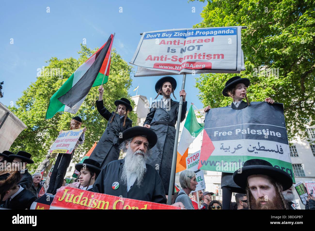 London, England, UK. (23rd May 2025) Orthodox Charedi Jews joined many ...