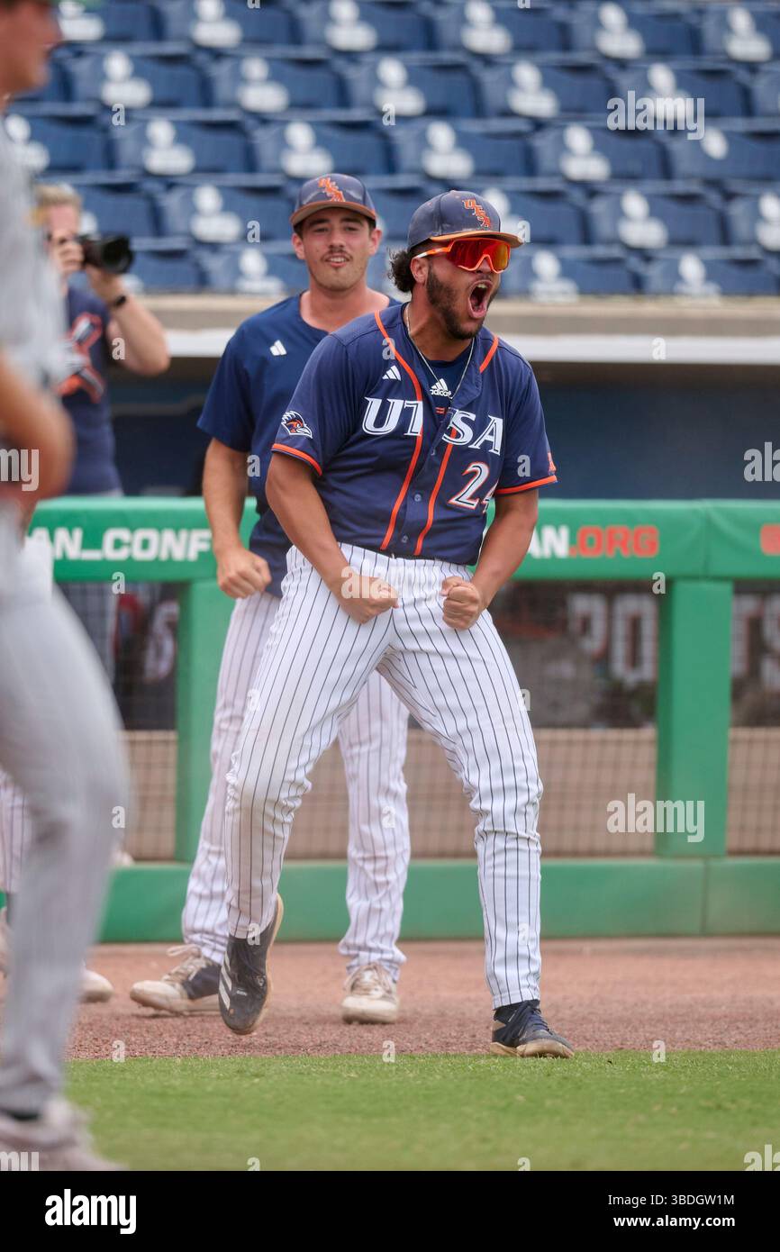 UTSA Roadrunners Cade Sadler (24) celebrates during an American ...
