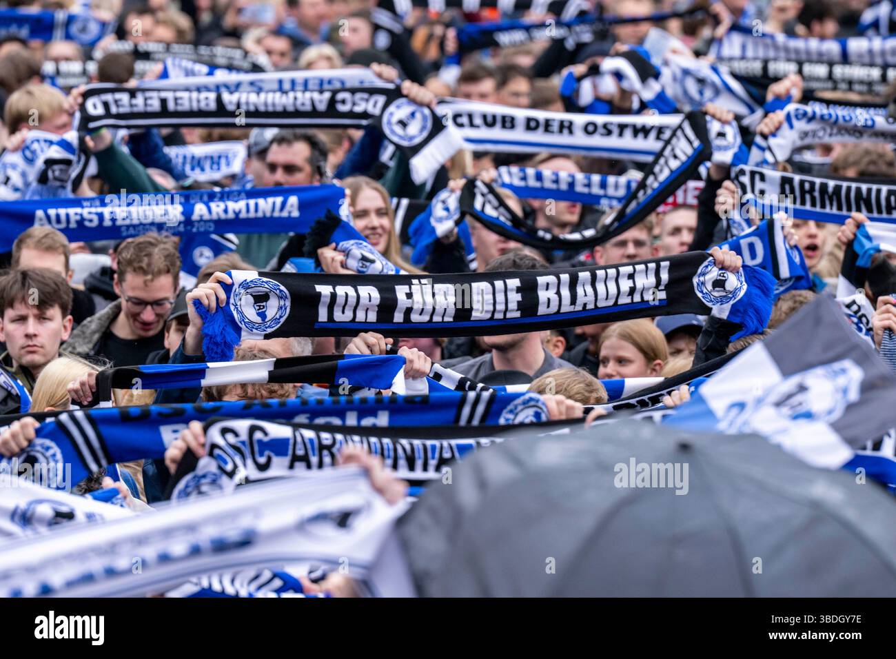 Bielefeld, Germany. 24th May, 2025. Soccer: DFB Cup, Arminia Bielefeld - VfB Stuttgart, final ...