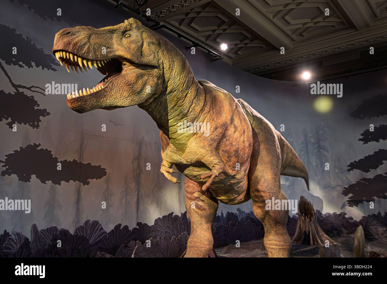 London, England-April 20, 2025: Tyrannosaurus Rex - A life-sized ...