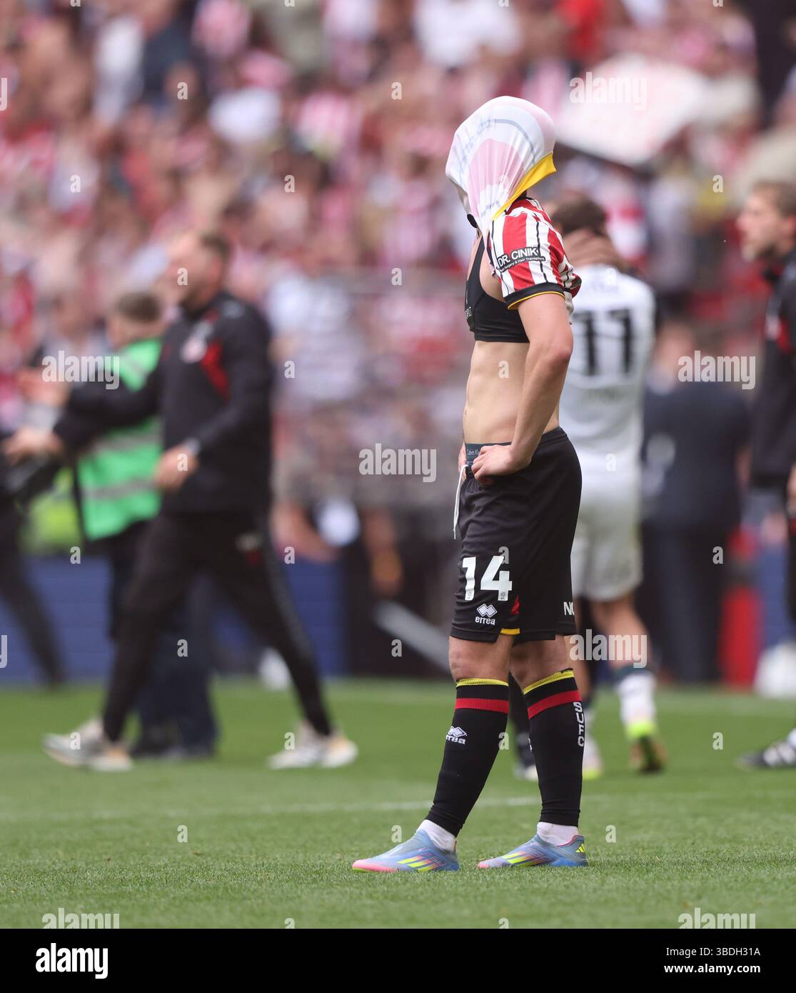 London, UK. 24th May, 2025. Harrison Burrows (SU) dejection at the ...