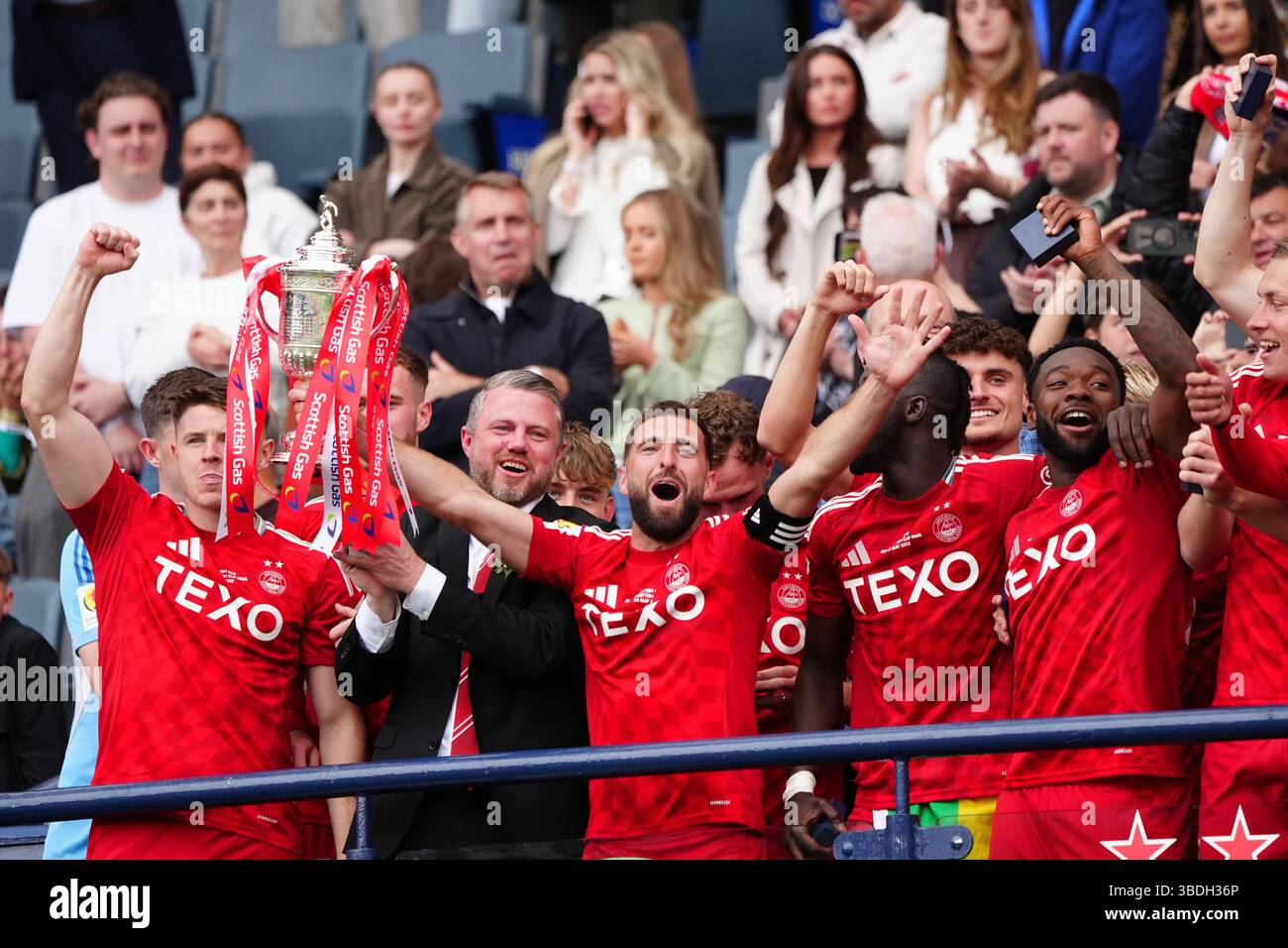 Aberdeen's Graeme Shinnie lifts the trophy after the Scottish Gas Men's ...