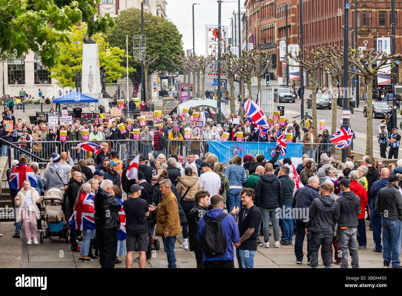 Leeds, UK. 24 MAY, 2025. View of the two sides as the right-leaning ...