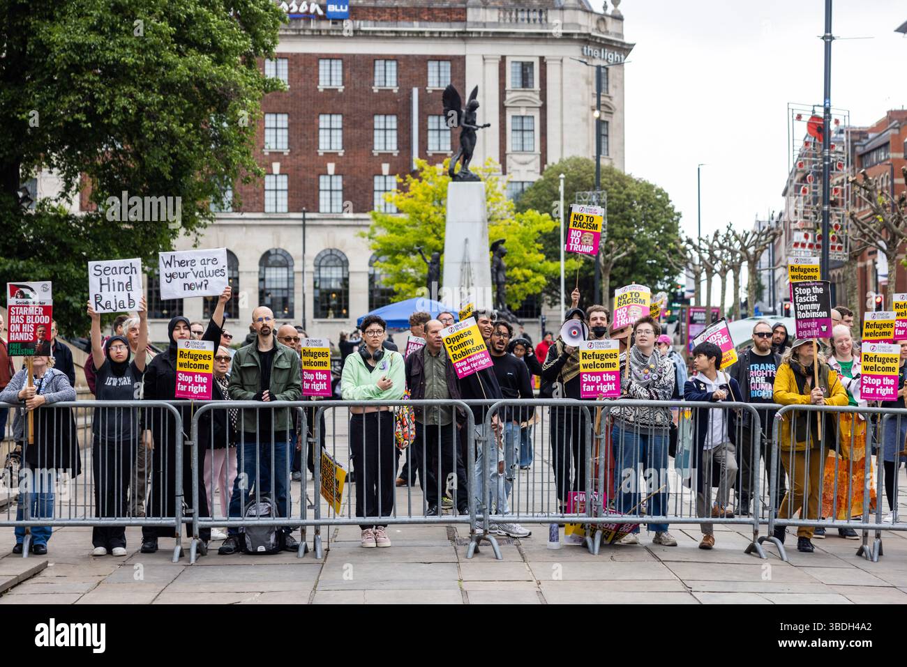 Leeds, UK. 24 MAY, 2025. Left wing counter protestors as the right ...