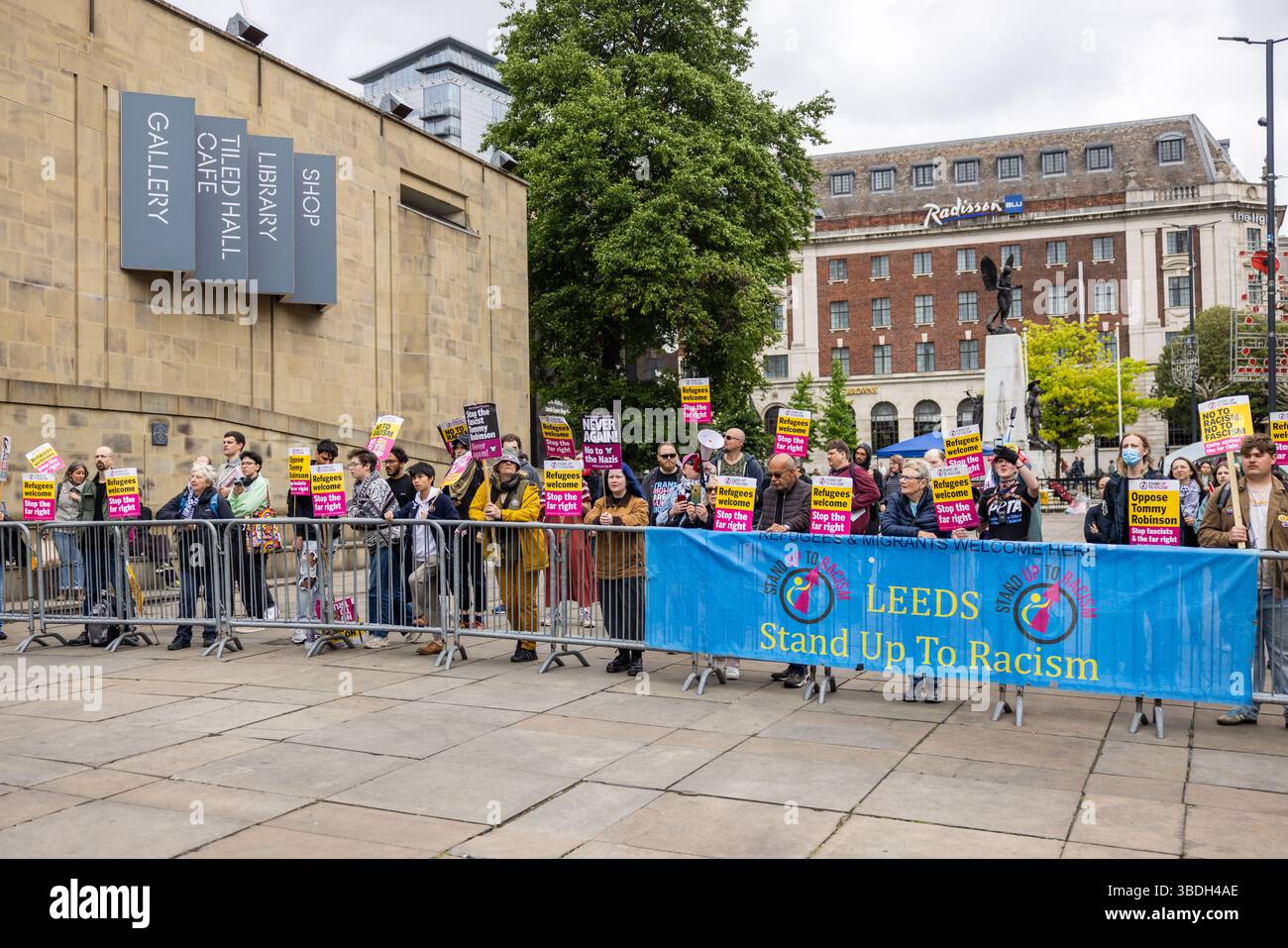 Leeds, UK. 24 MAY, 2025. Left wing counter protestors as the right ...