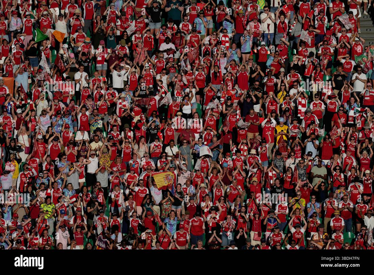 Arsenal's supporters cheer after winning the women's Champions League ...