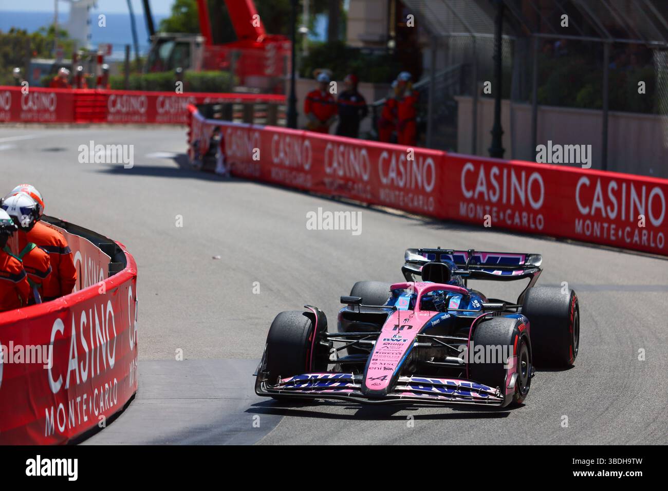 Pierre Gasly (FRA) - Alpine F1 Team - Alpine A525 - Renault during ...