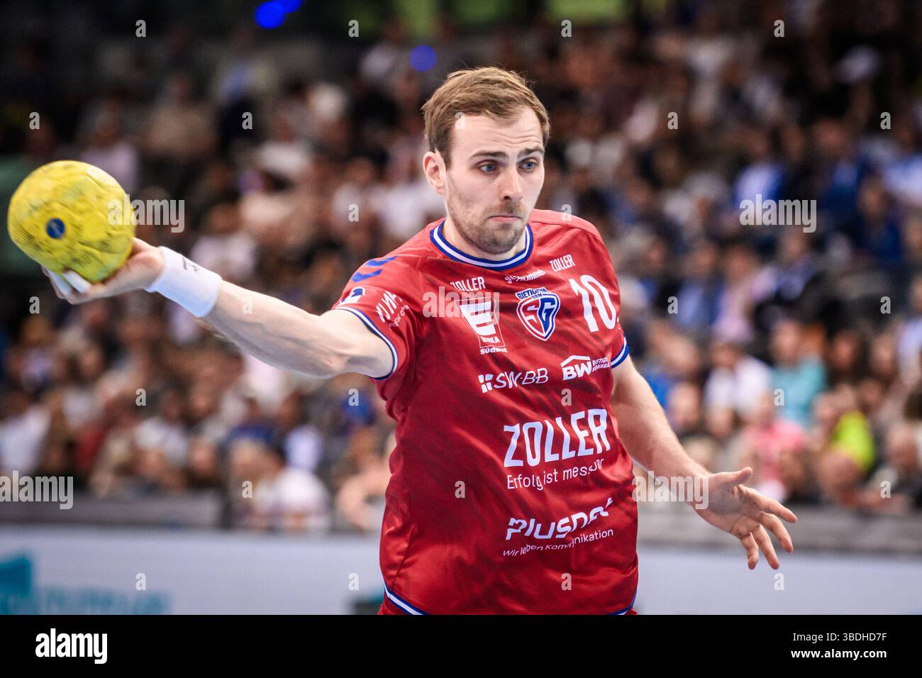 Stuttgart, Deutschland. 24th May, 2025. Tom Wolf (SG BBM Bietigheim ...